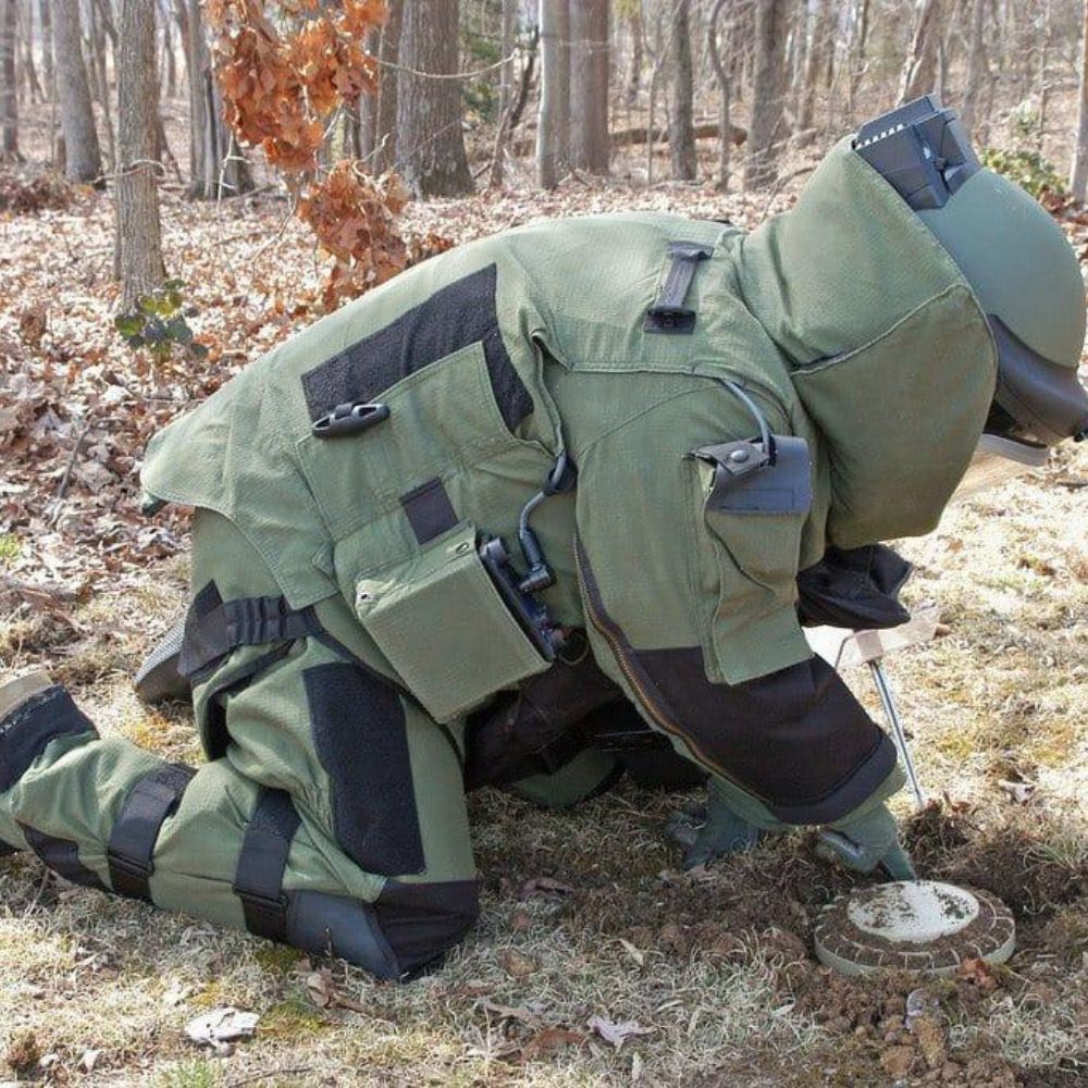EOD Advanced Bomb Suits Online - Buy Bomb Disposal Suits | Atomic Defense