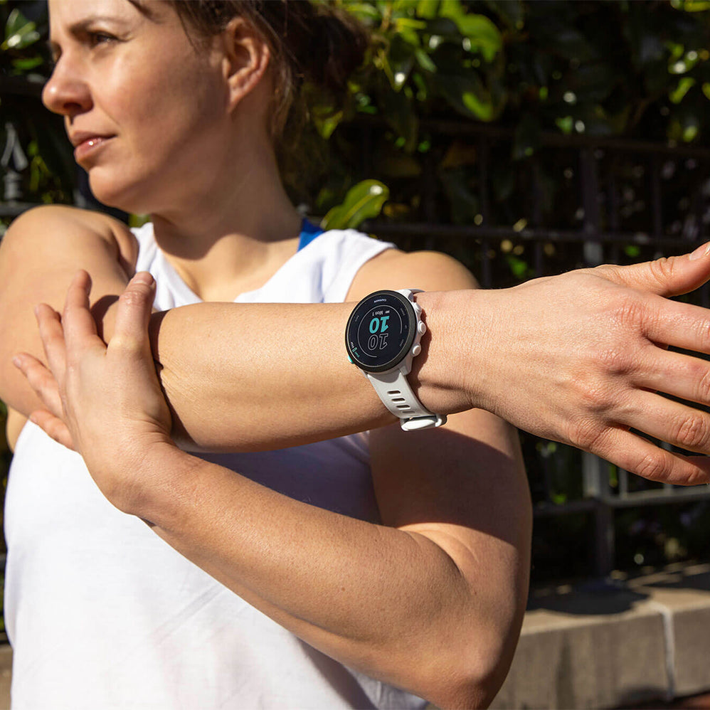 Garmin Watches | Outdoor & Fitness Smartwatches w/ GPS & SOS Detection ...