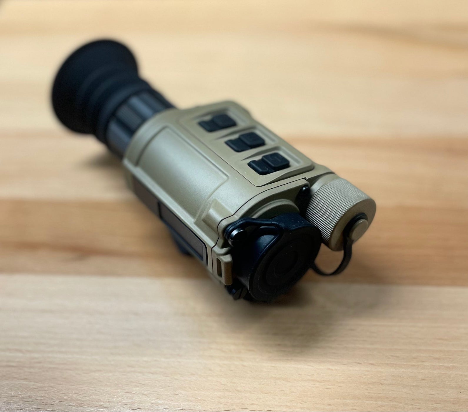 iRay RH25 w/ Accessories | w/ 1375 Yards Detection | Upgraded to the ...